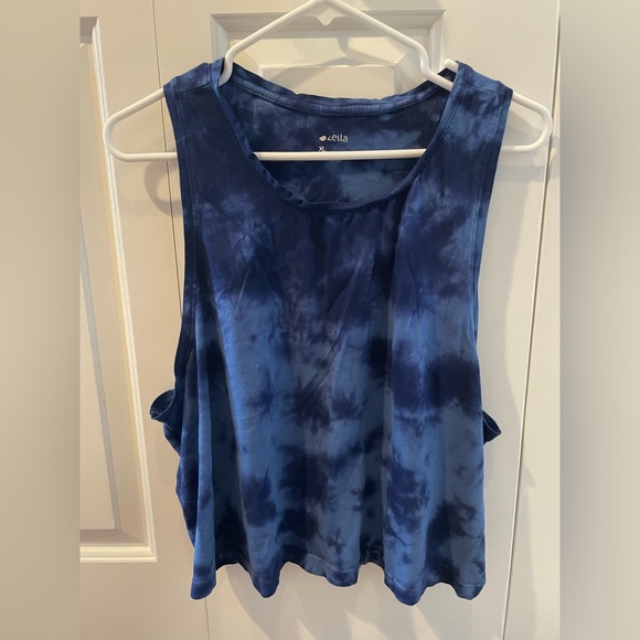 Zella | Tops | Zella Cropped Tank | Poshmark